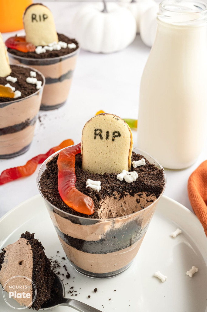 Easy Dirt Cups for Halloween (with Pudding!) - Nourish Plate
