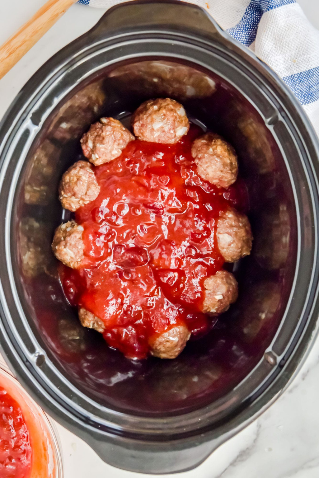 Crockpot Cranberry Meatballs - Nourish Plate