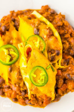 Easy and Hearty Beef Stuffed Shells - Perfect for a Family Dinner!