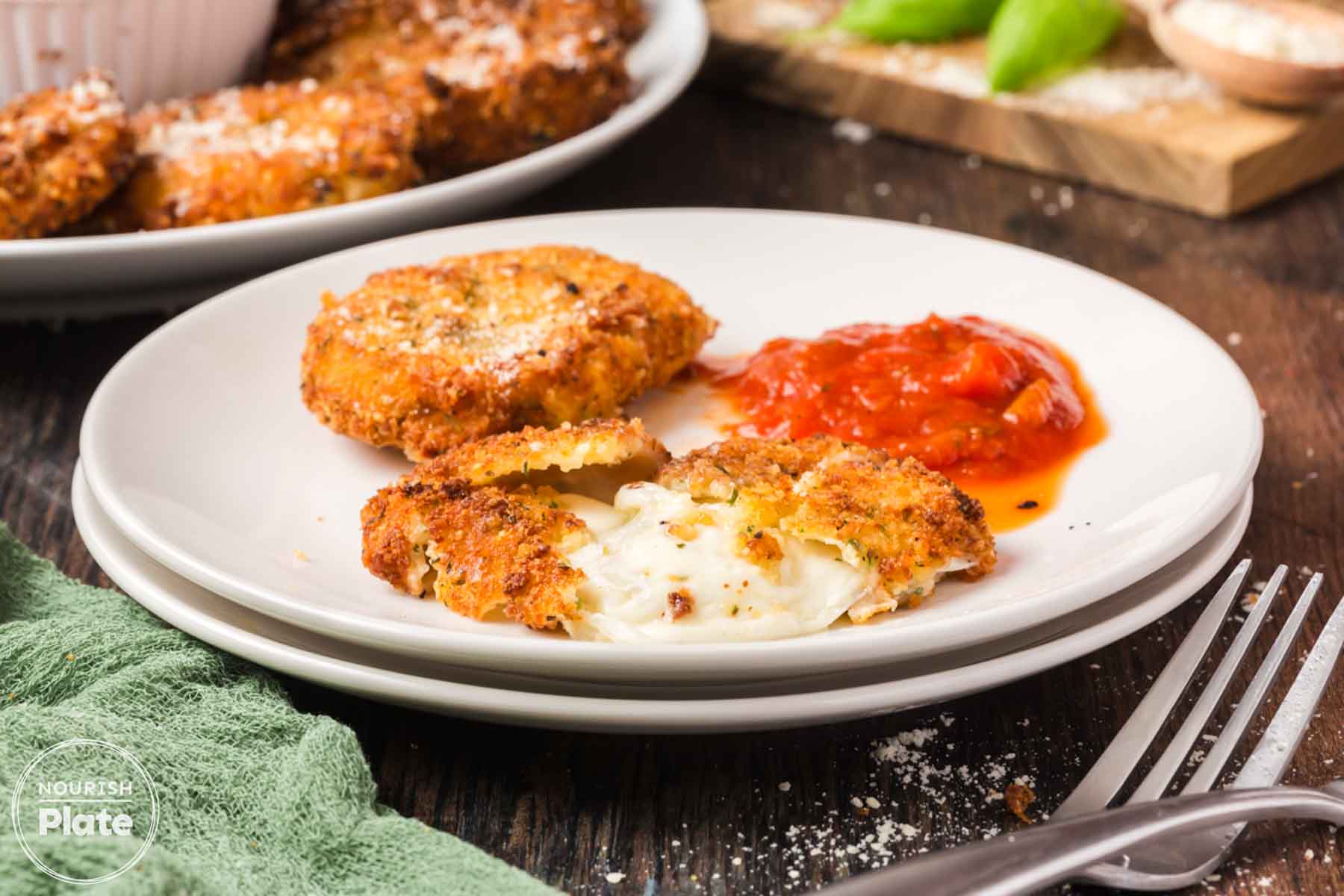 Easy Fried Mozzarella Cheese Slices